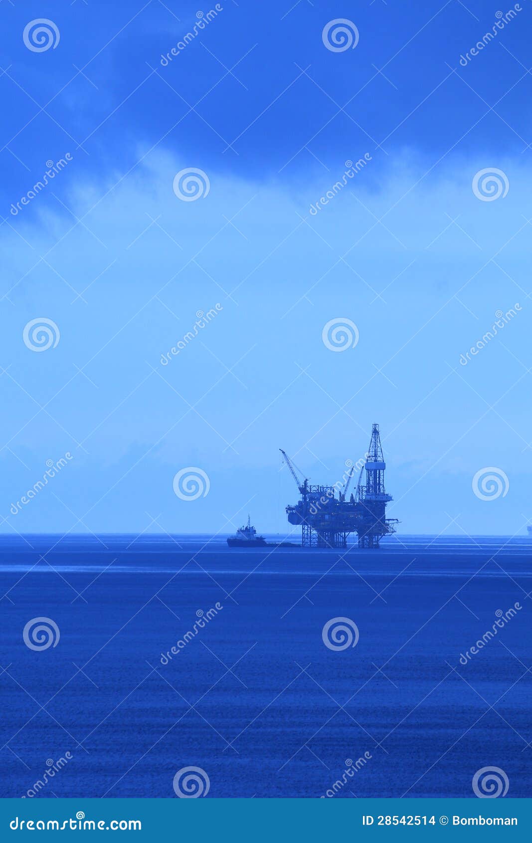 Silhouette Offshore Jack Up Drilling Rig and Boat (BlueTone) Stock ...