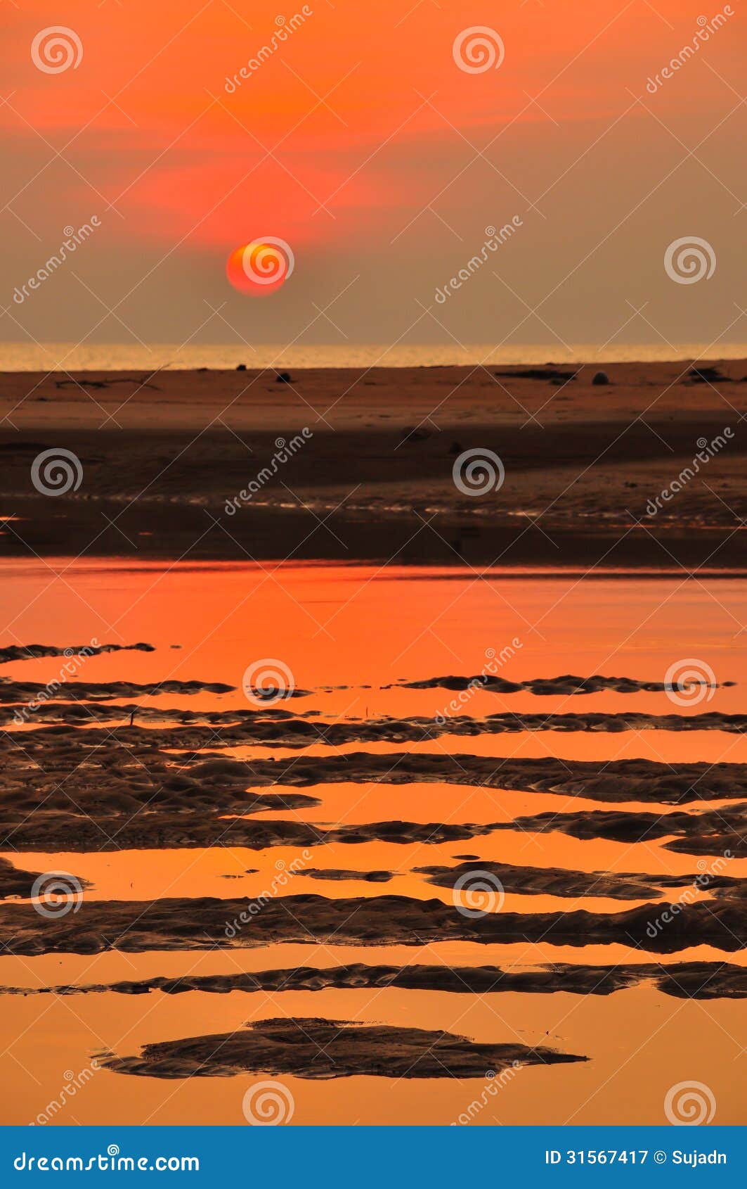 Silhouette Sand and Sunset at the Beach Stock Image - Image of ...