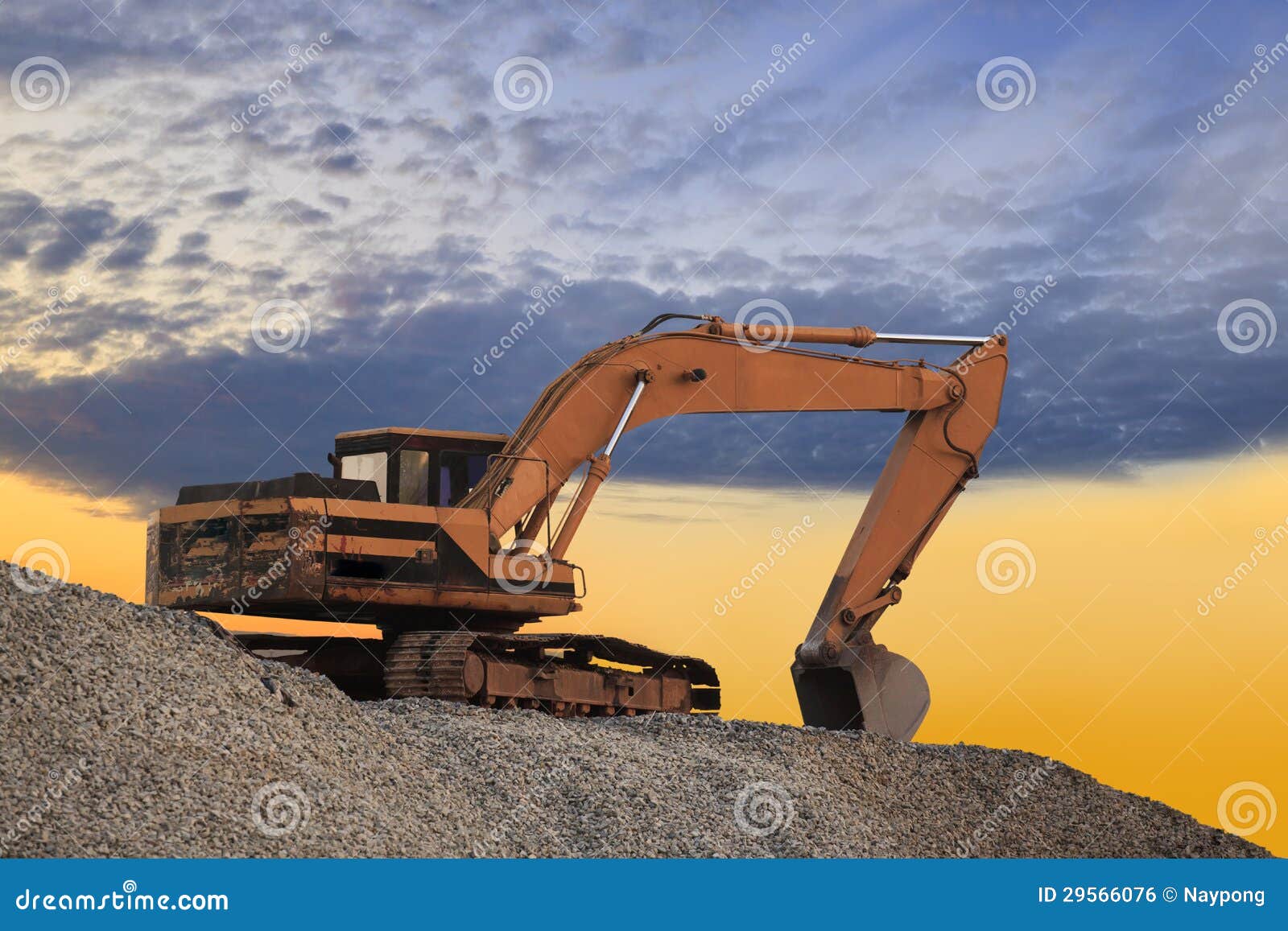 Silhouetted Digging Machine Stock Photo - Image of machine, earth: 29566076