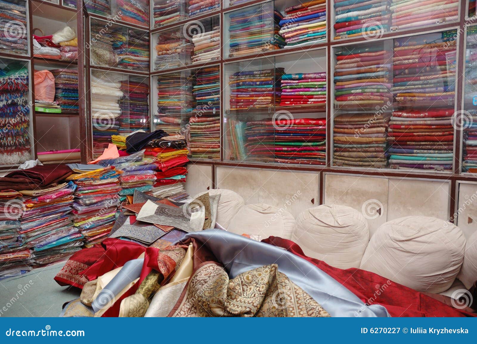 Silk shop in India stock image. Image of kerchief, cloth - 6270227