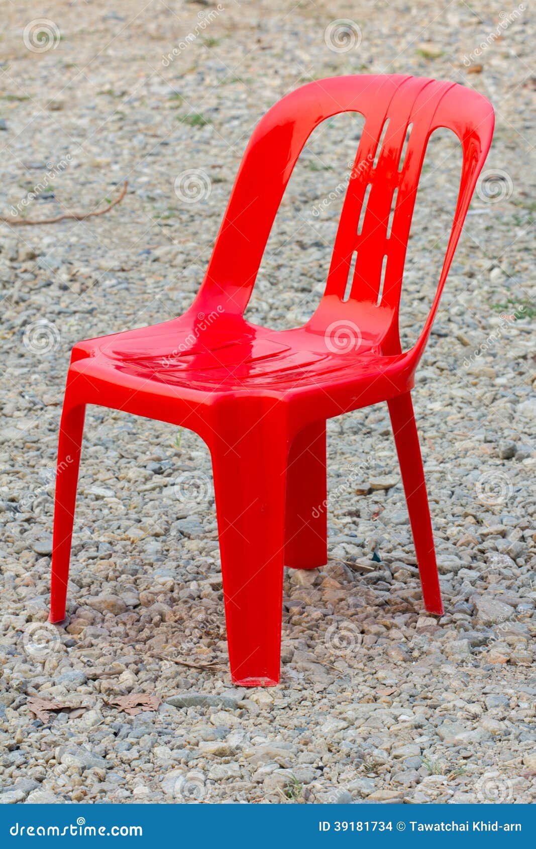 Silla roja foto de archivo. Imagen de rojo, muebles, relaje - 39181734