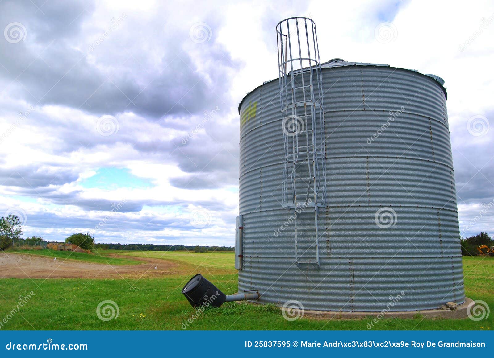 Silo stock image. Image of industries, barn, grey, architecture - 25837595