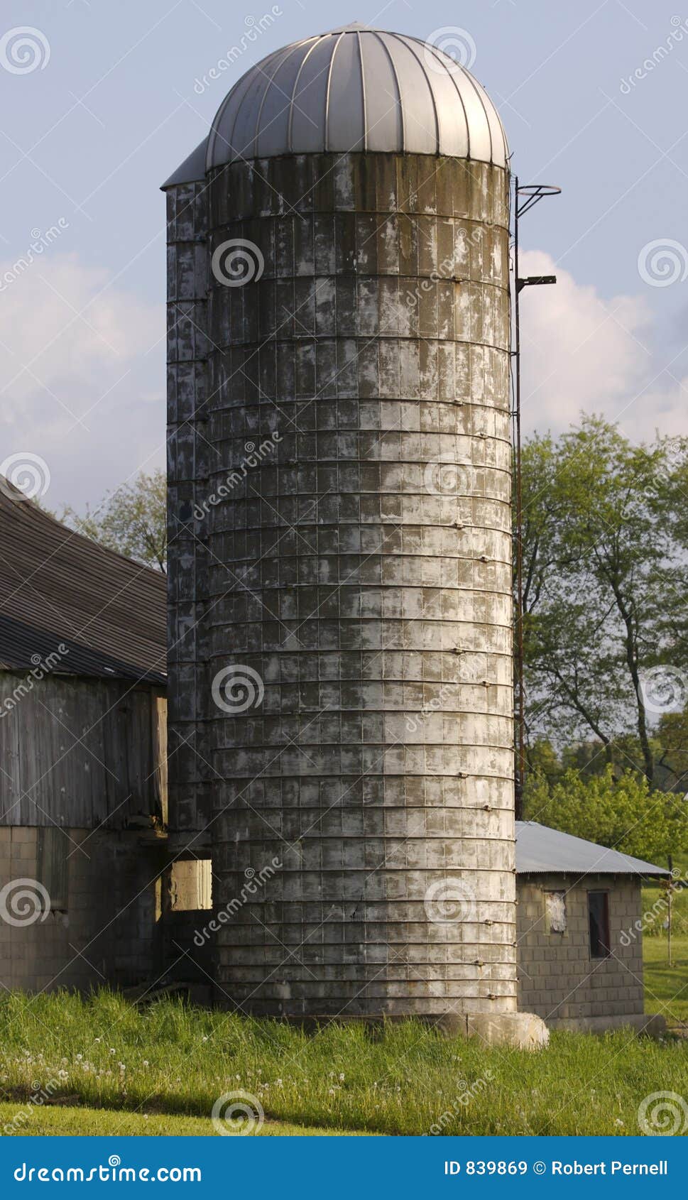 Silo stock image. Image of barn, scenic, outdoor, scene - 839869