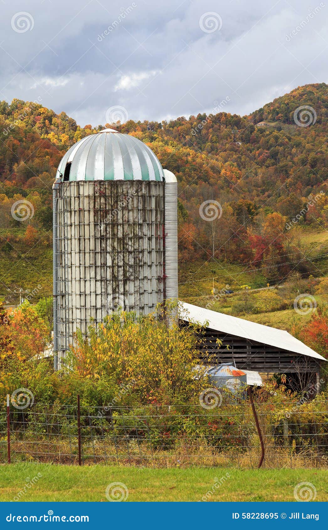 Silo and Barn in the Mountains Stock Image - Image of pastures, fields ...