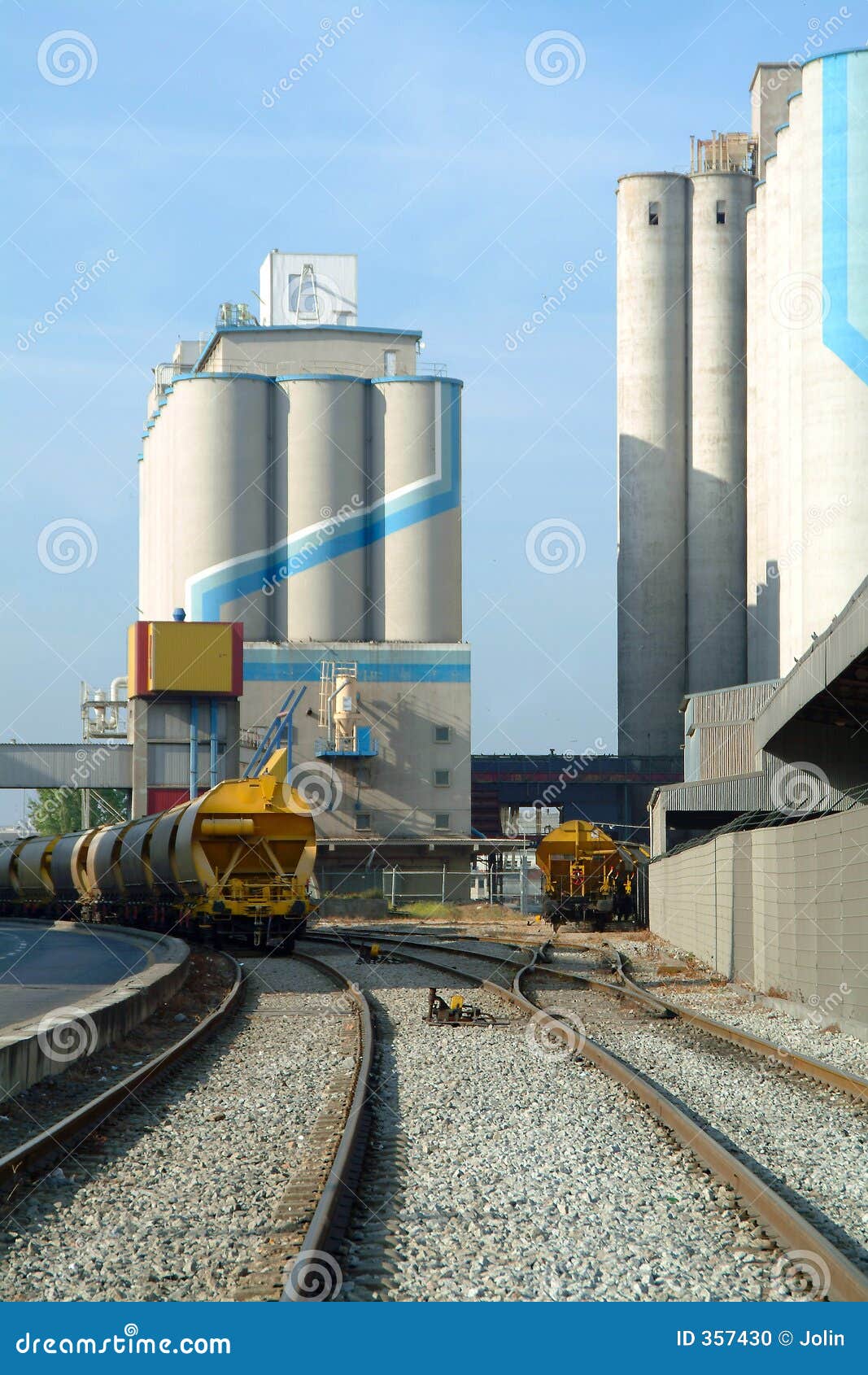 Silo Cereals Train Stock Photos - Free & Royalty-Free Stock Photos from ...