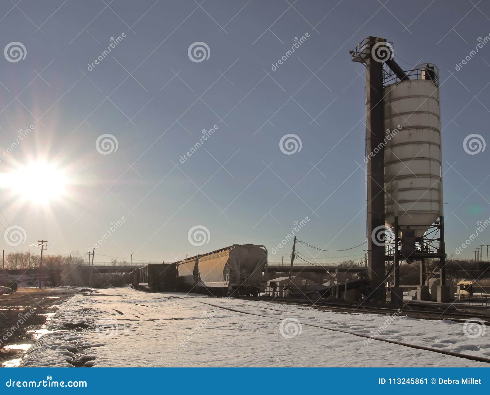 Silo and railroad tracks stock image. Image of cistern - 113245861