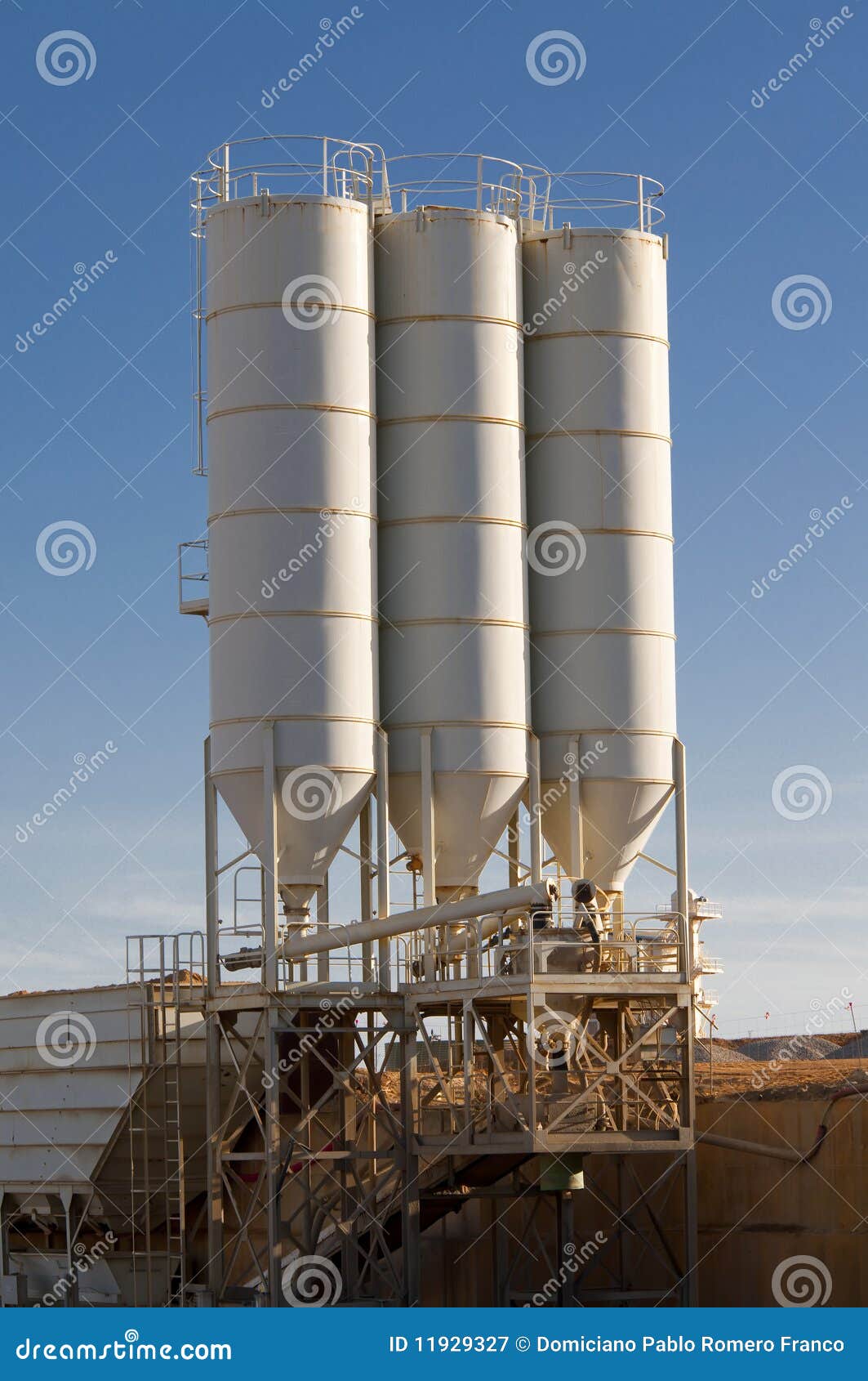 Silos of sand stock image. Image of holding, industry - 11929327