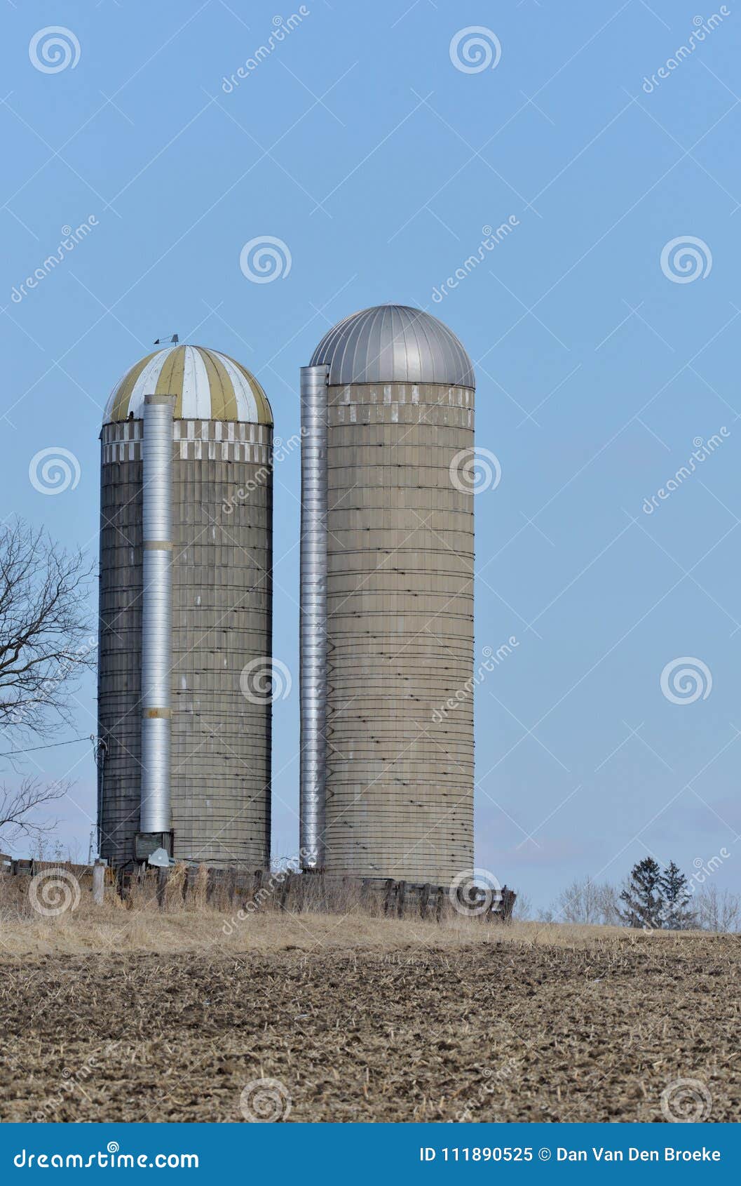 Silos Fotos De Stock - Baixe 9,122 Fotos Royalty Free