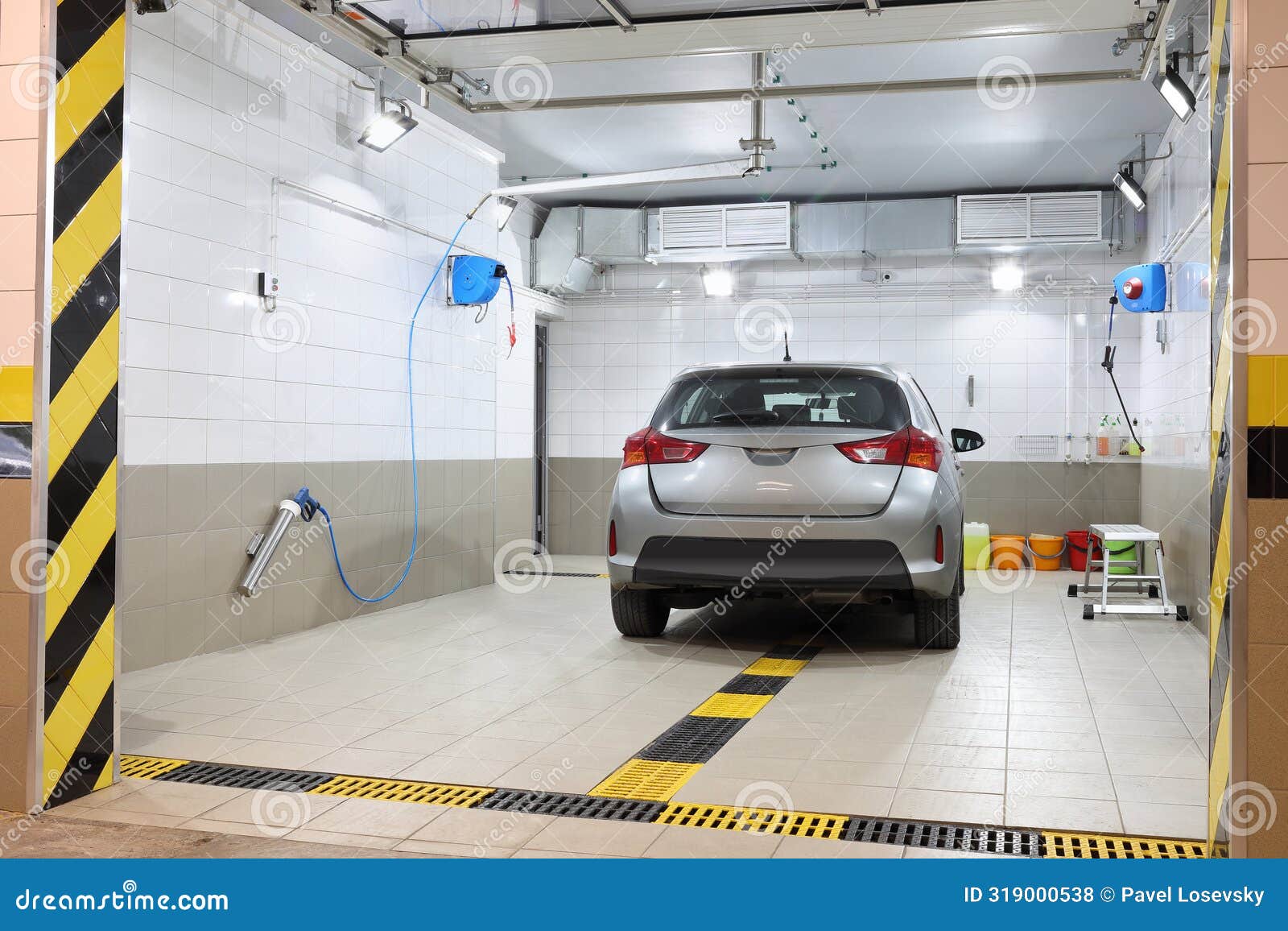 Men Wash Room Or Toilet Having Wash Basin Granite Finished Counter ...