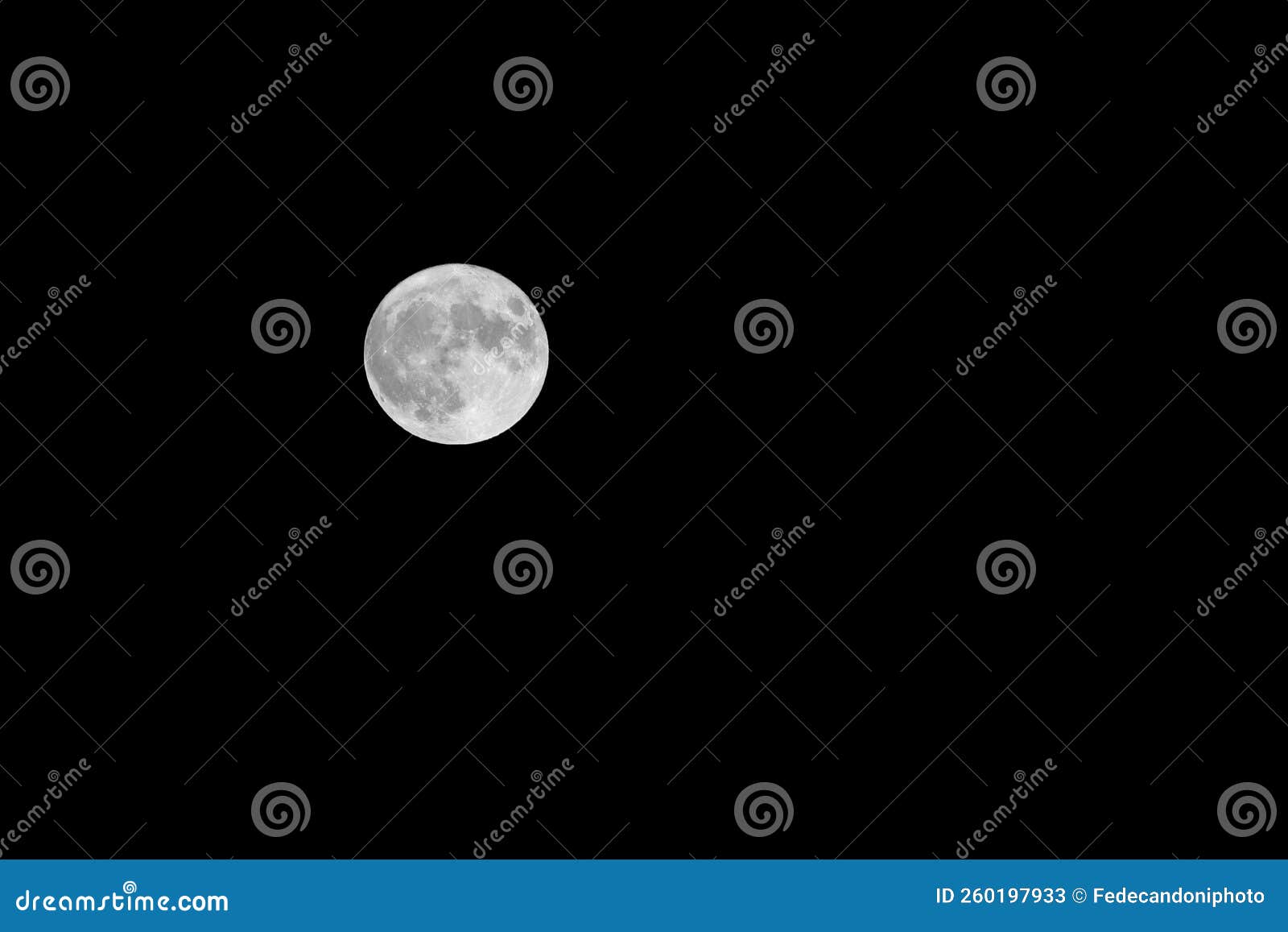 SILVER Full Moon in the Black Sky without the Stars Stock Image - Image ...