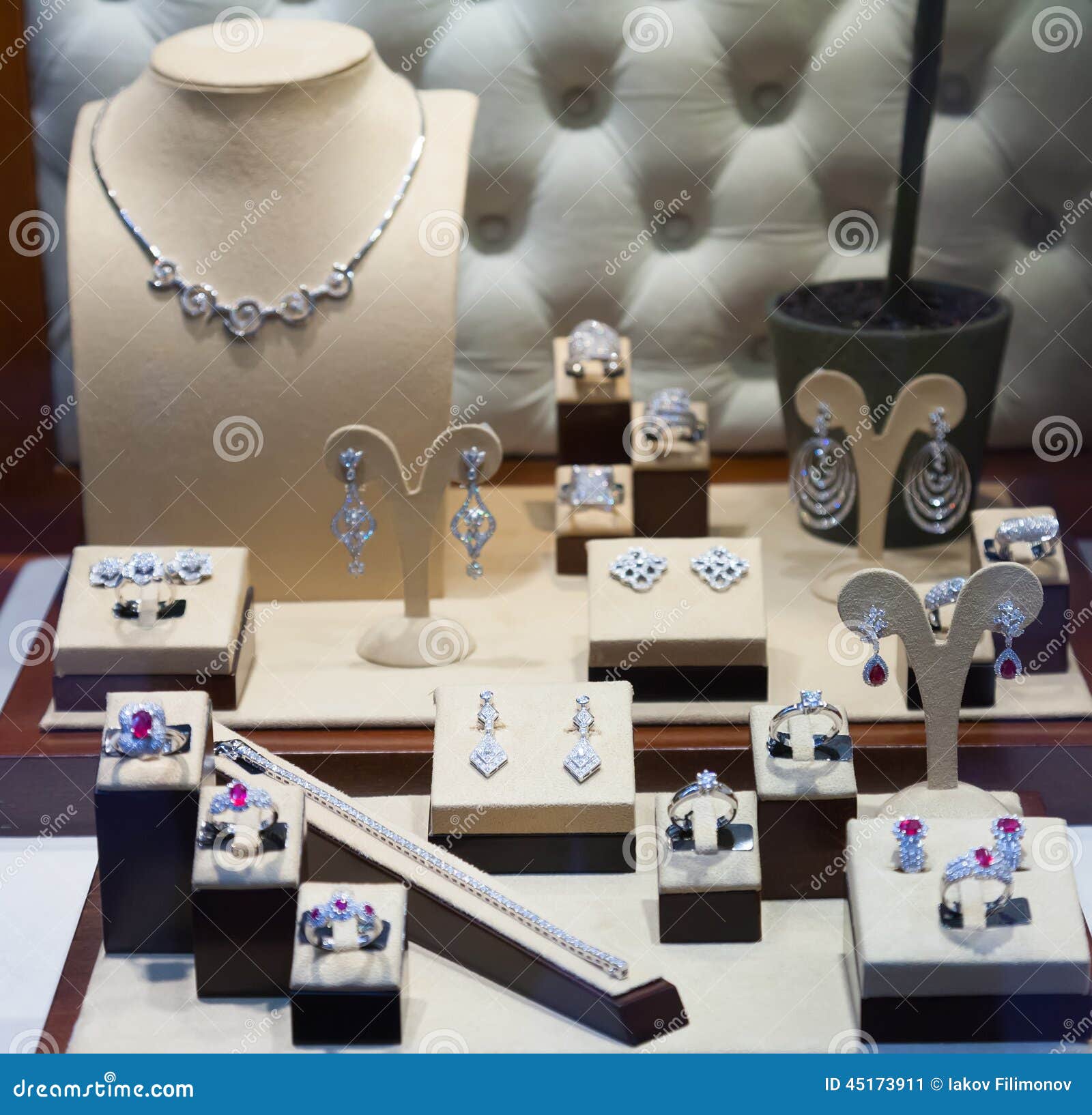 Silver jewelry stock image. Image of pearl, sale, bijouterie - 45173911