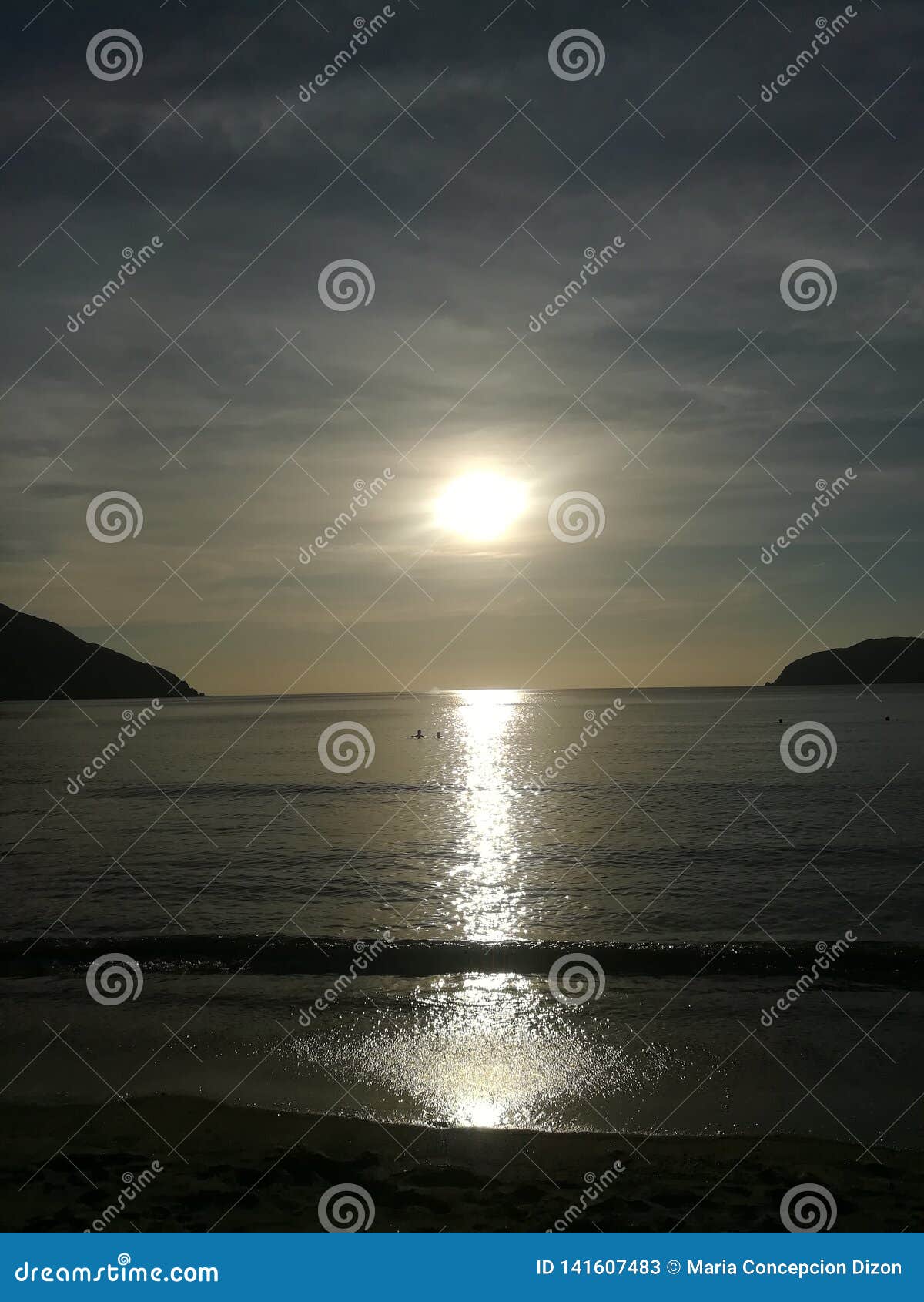 Silver Lining stock image. Image of sunset, nagsasa - 141607483