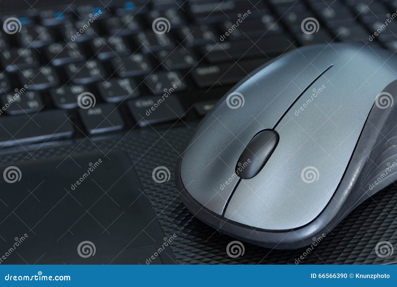 Silver mouse stock photo. Image of laptop, tech, wireless - 66566390