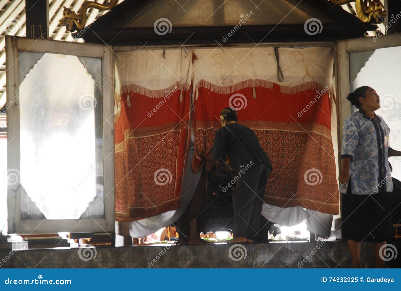 SIMBOLISMO DO JAVANESE imagem editorial. Imagem de sagrado - 74332925