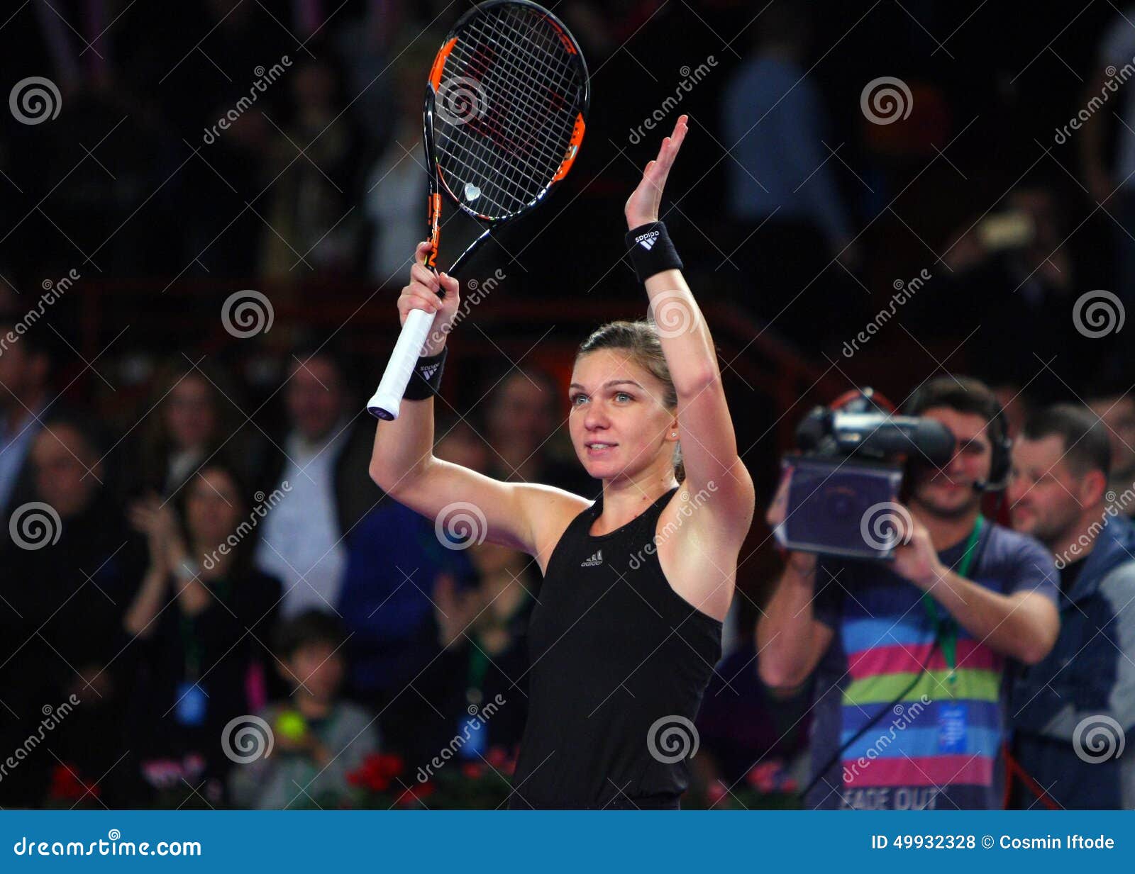 Simona Halep fotografia stock editoriale. Immagine di spruzzo - 49932328