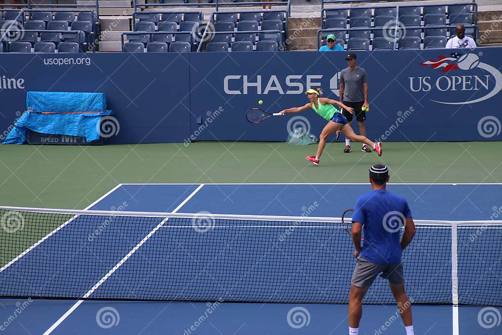 Simona Halep editorial stock photo. Image of session - 58808083