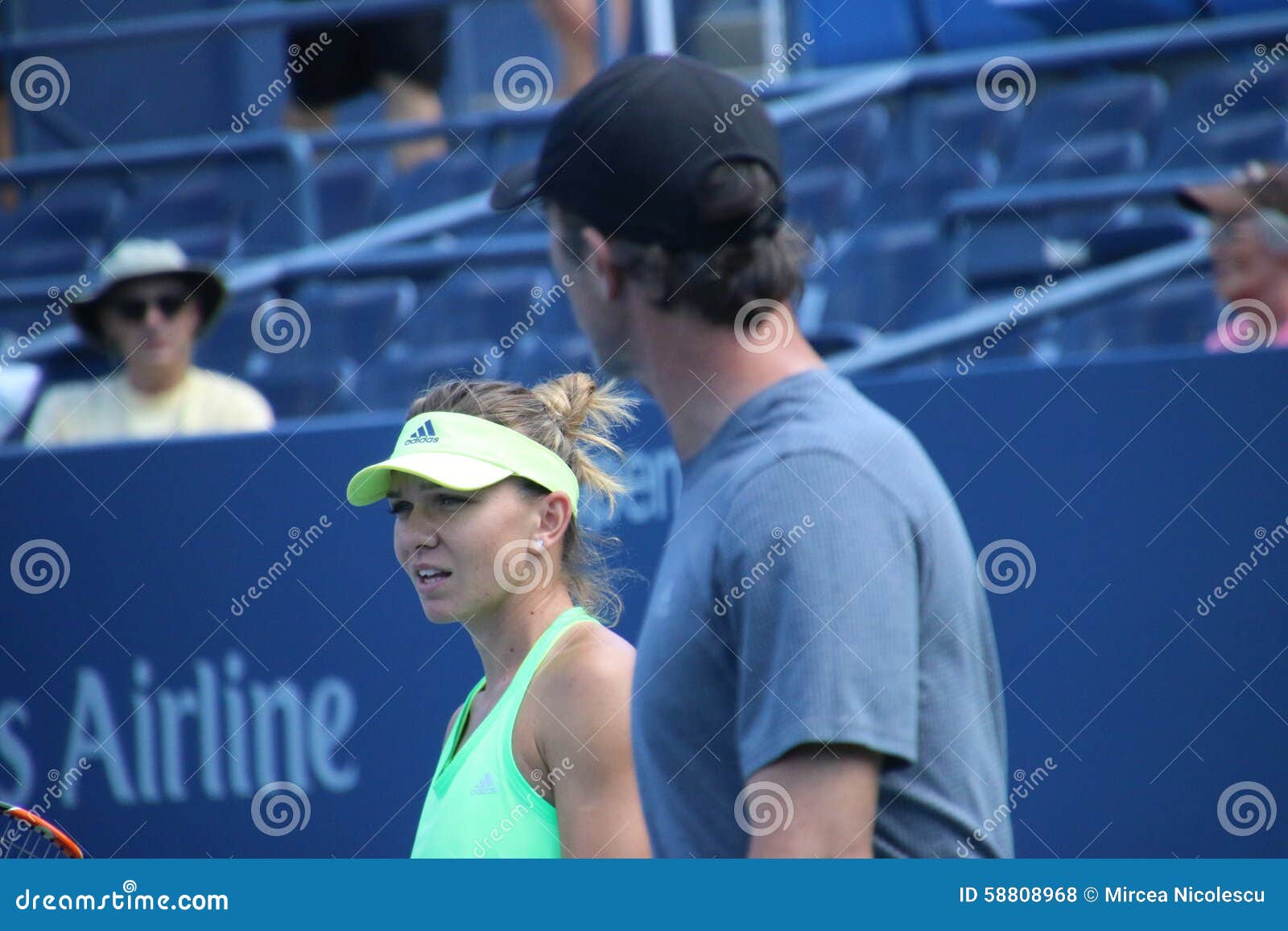 Simona Halep editorial stock photo. Image of practice - 58808968