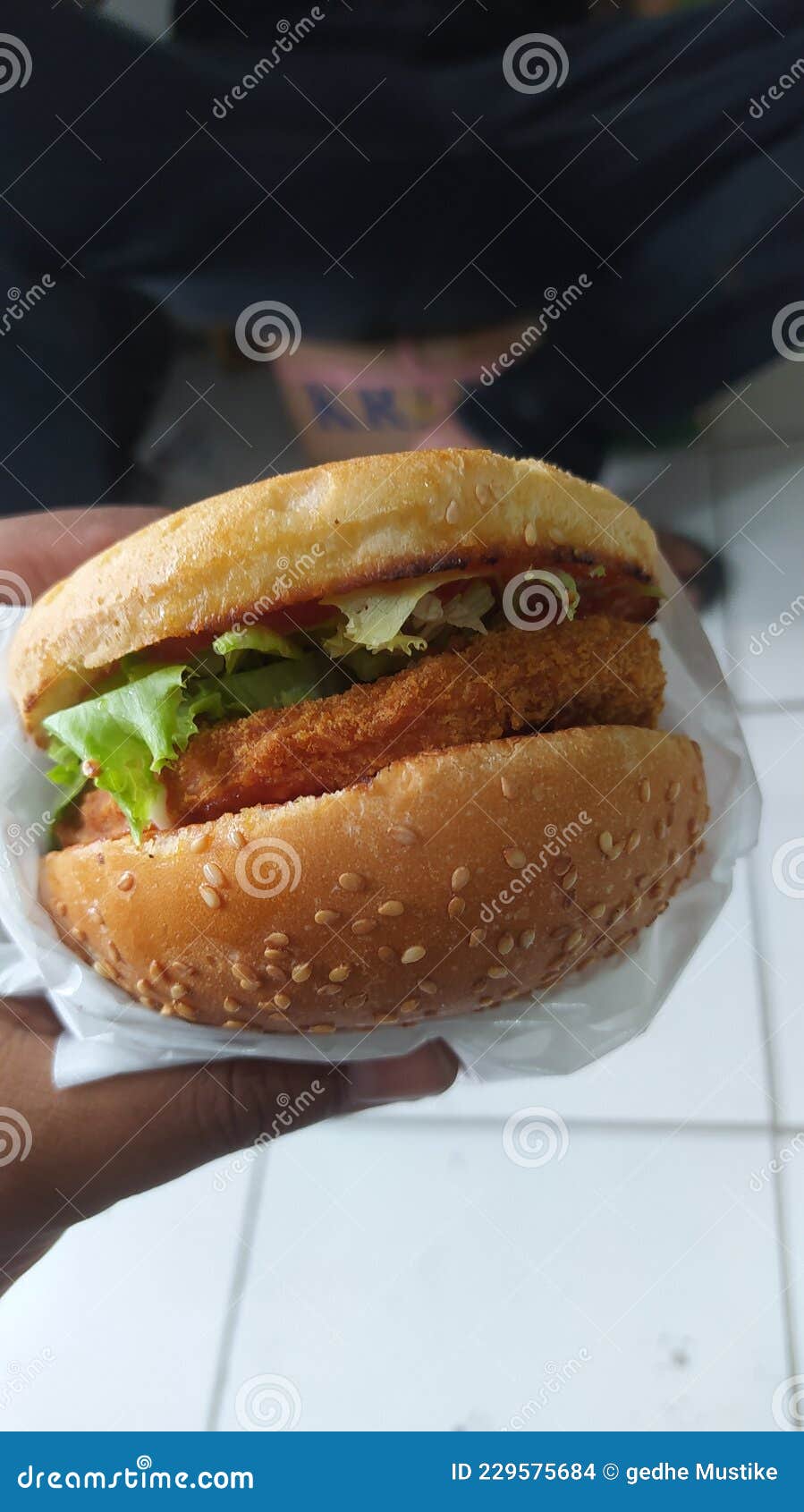 Simple cheap burgers stock photo. Image of produce, dessert - 229575684