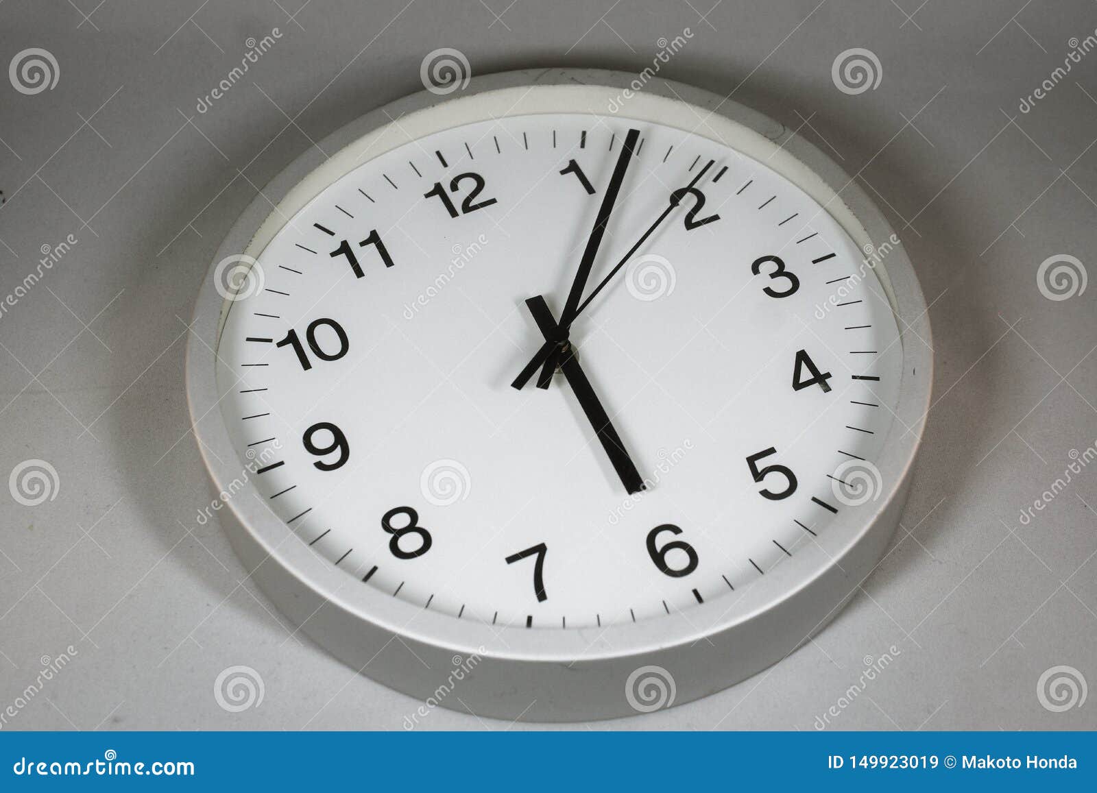 Simple clock image stock image. Image of stilllifeobjects - 149923019