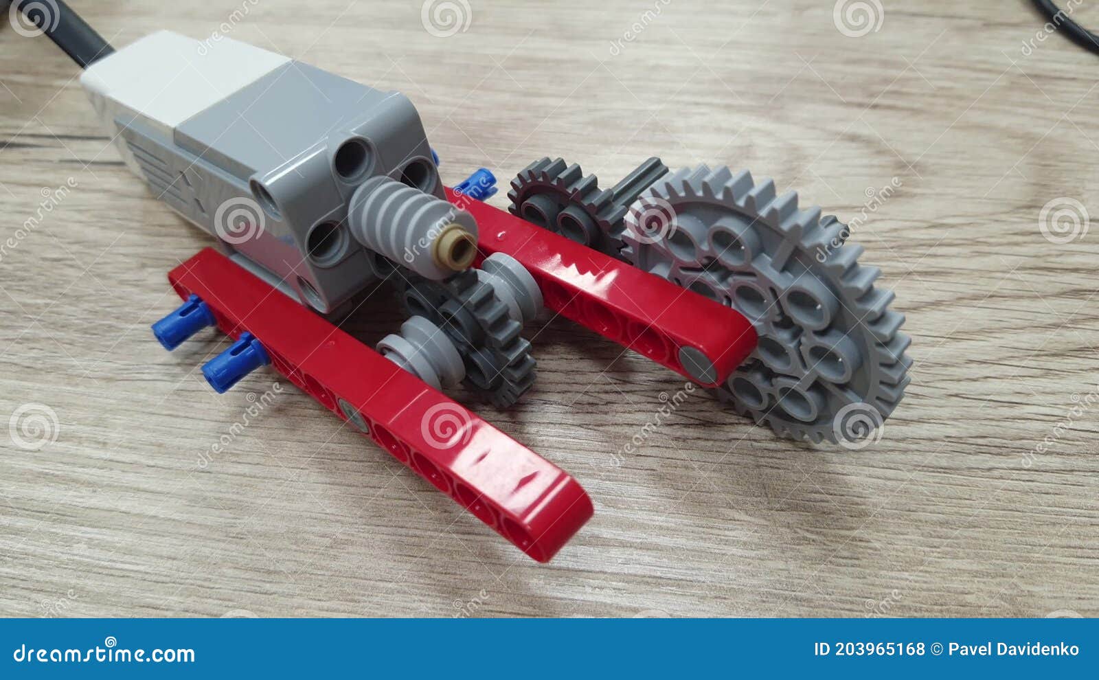 Simple gear mechanisms. stock footage. Video of education - 203965168