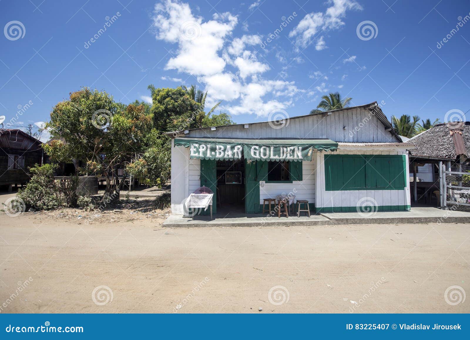 Simple Hut on Malagasy Countryside, Madagascar Editorial Photography ...