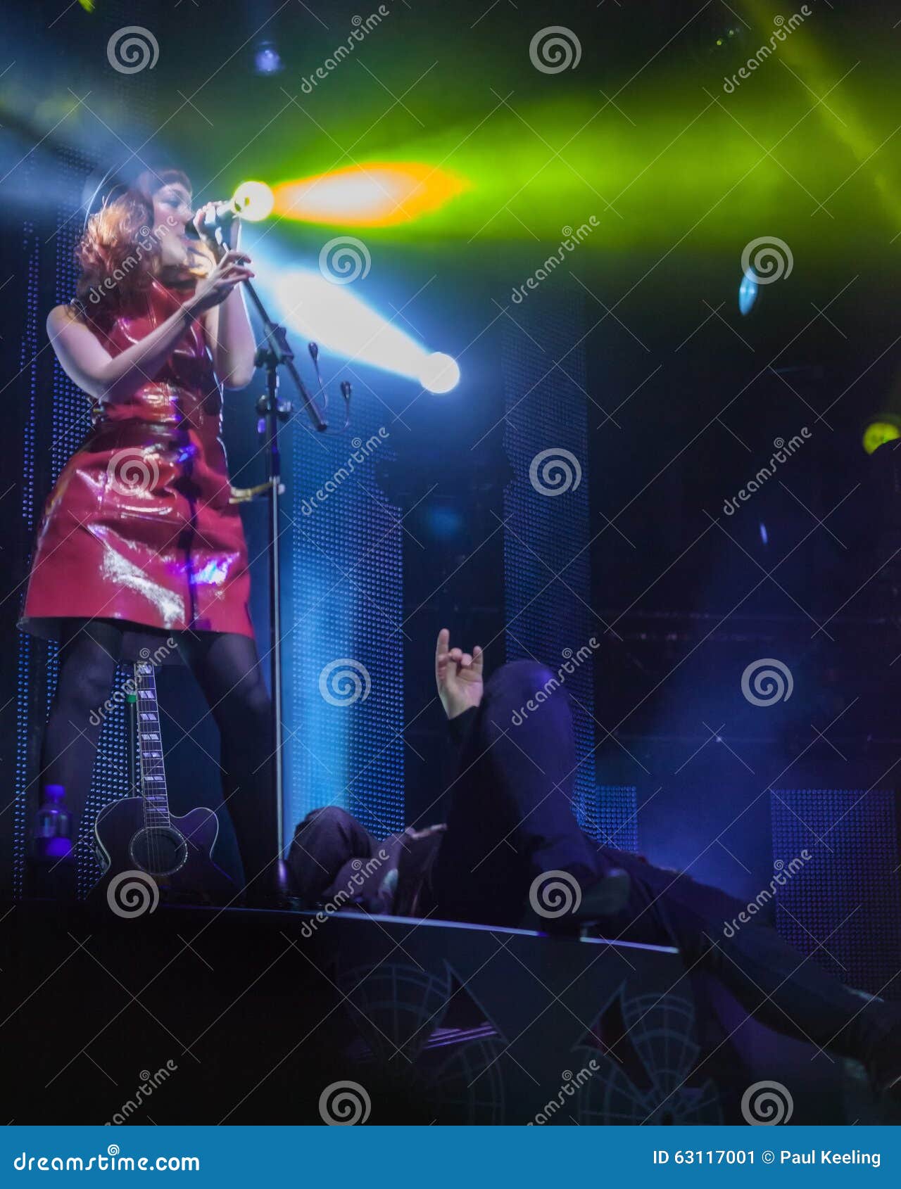 Simple Minds editorial photo. Image of performance, minds - 63117001