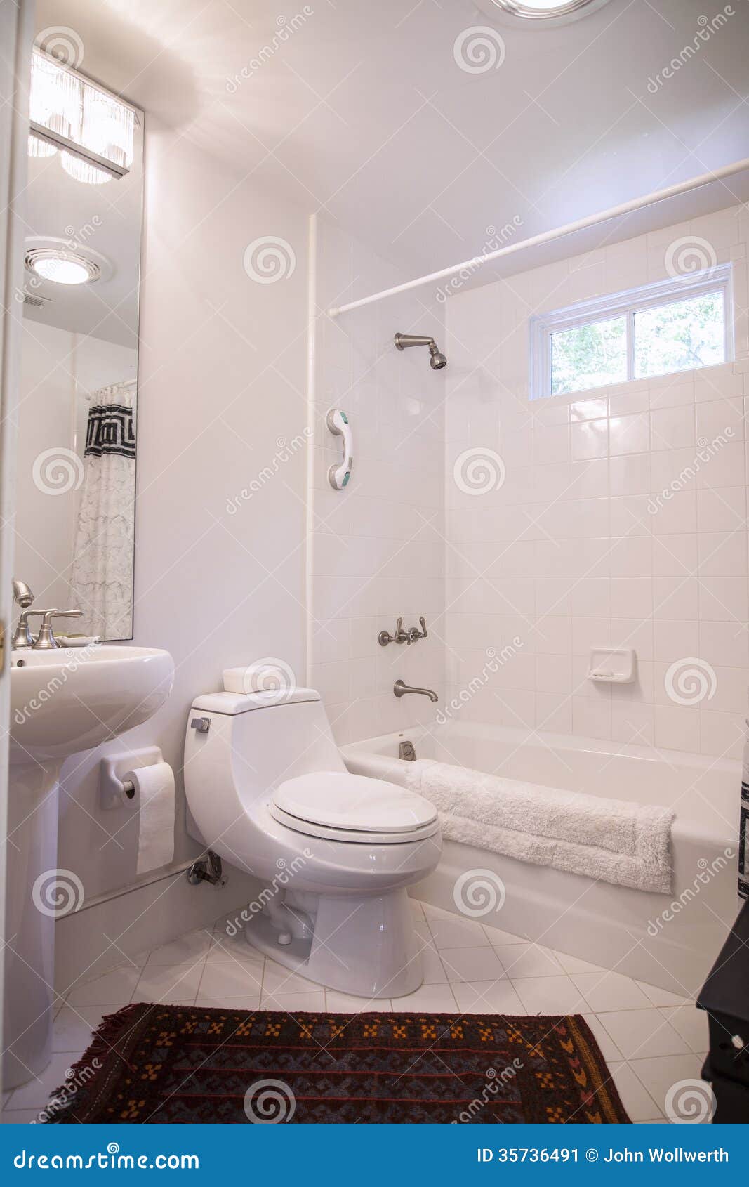 Simple minimalist bathroom stock image. Image of porcelain - 35736491