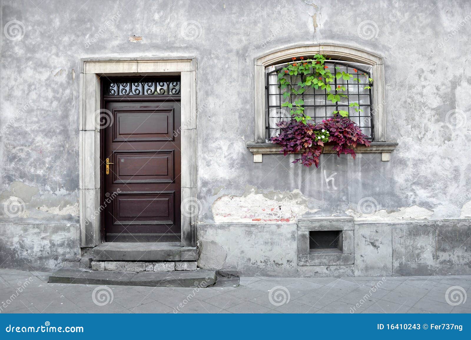 Simple old house facade. stock image. Image of europe - 16410243