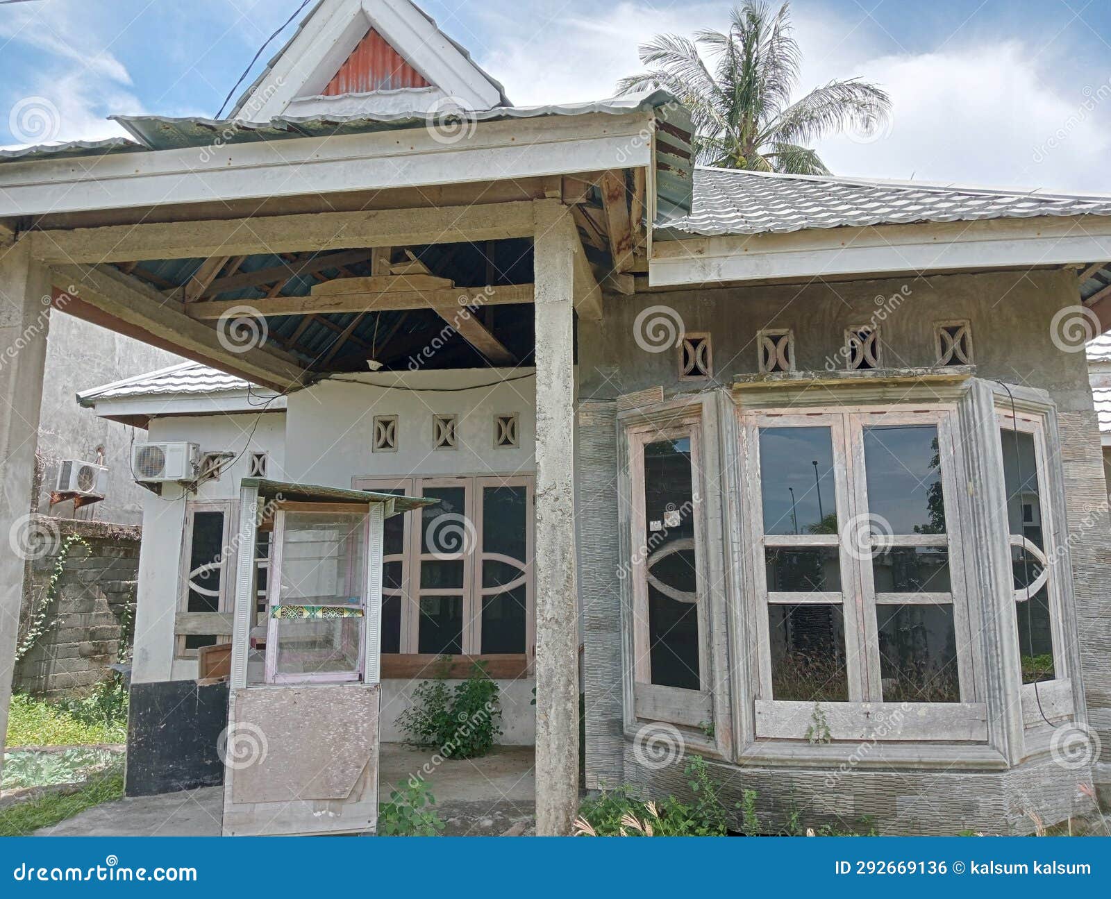 Simple Photo View of Our House Stock Photo - Image of window, property ...