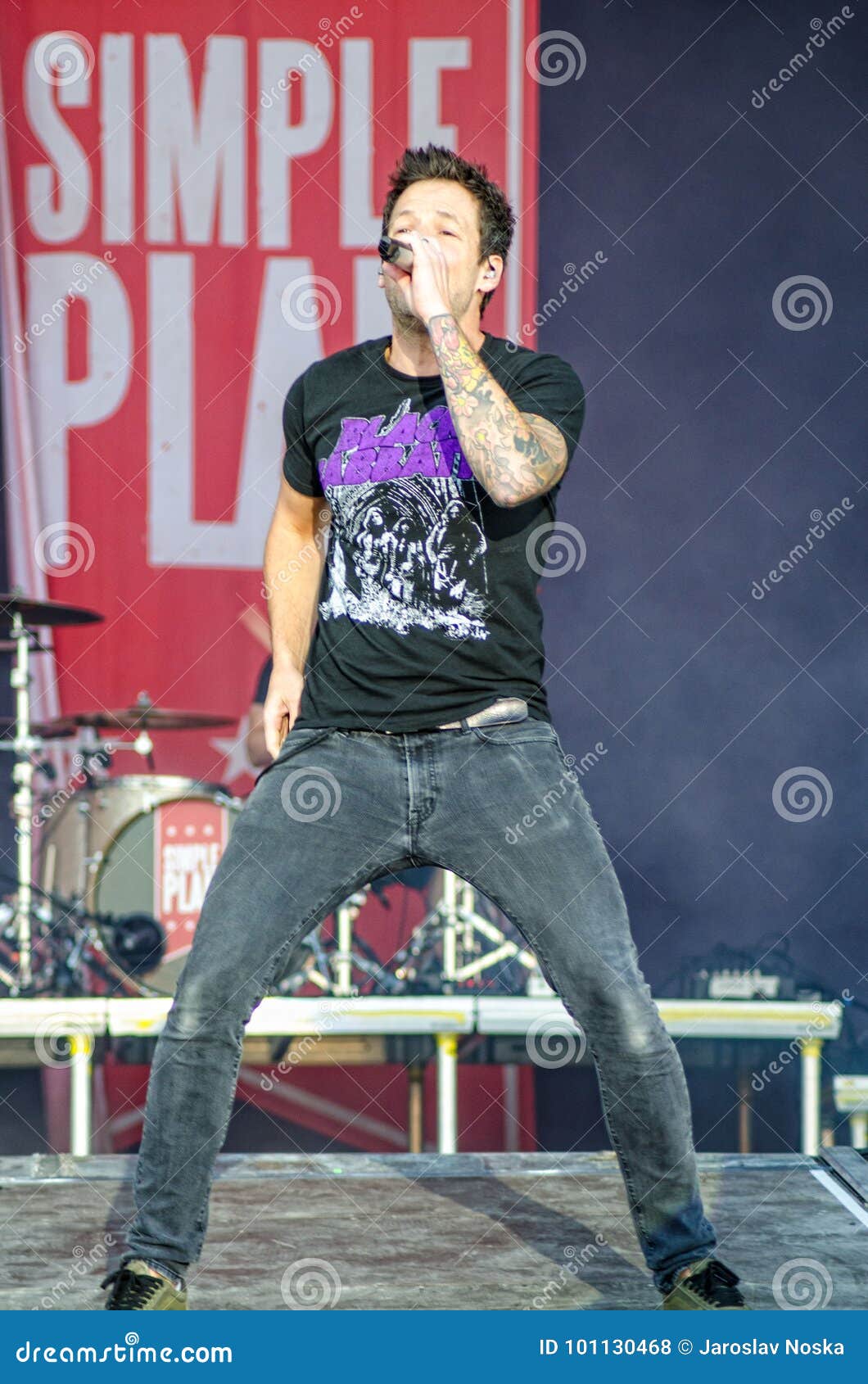 Simple Plan Editorial Image | CartoonDealer.com #5713172