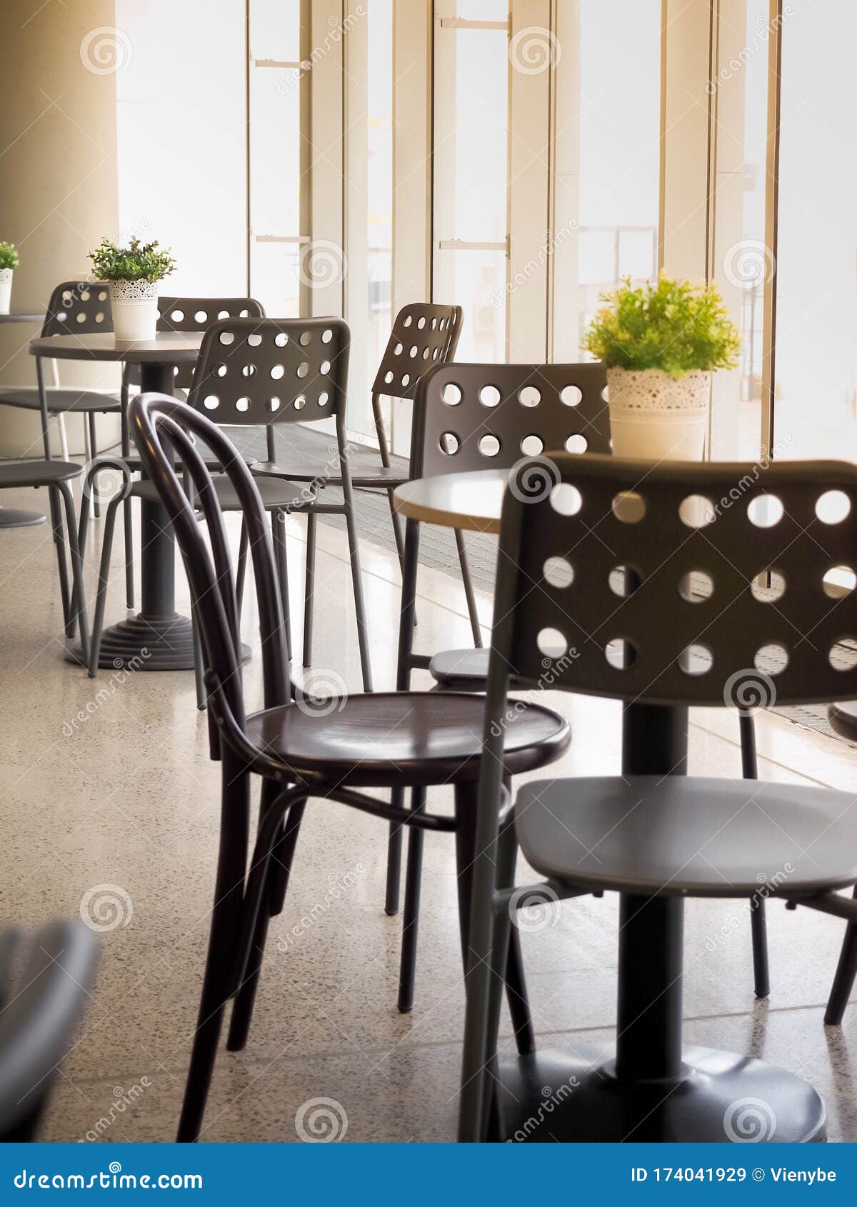 Simple Coffee Shop Design