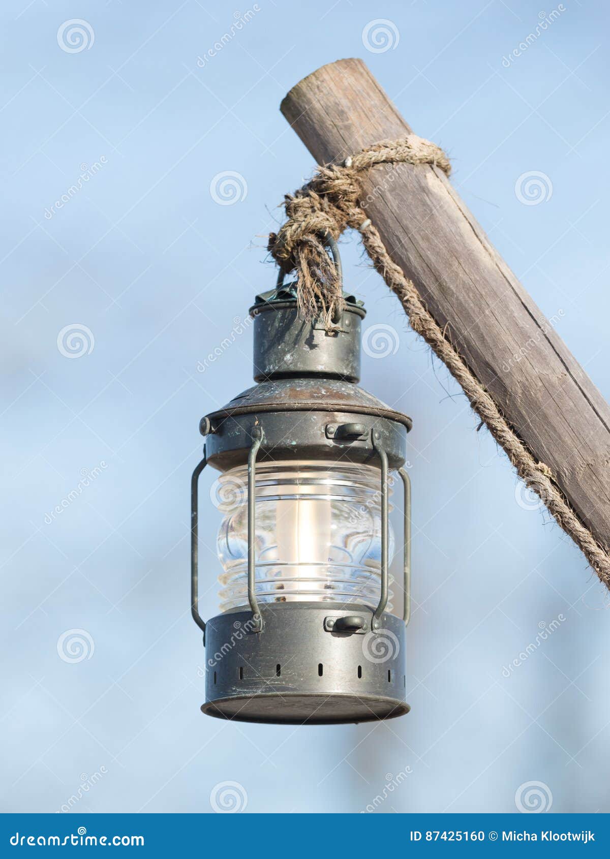Old Vintage Street Lamp Post Stock Photos - 3,697 Images - Page 2