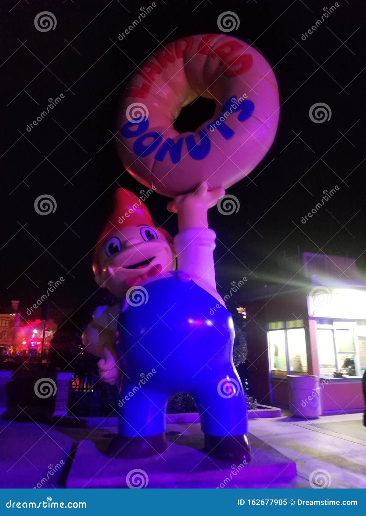 Simpsons Shop Universal Studios Orlando Editorial Image - Image of ...