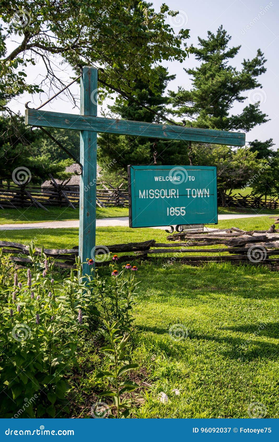 Sinal Bem-vindo Da Cidade De Missouri Fotografia Editorial - Imagem de ...