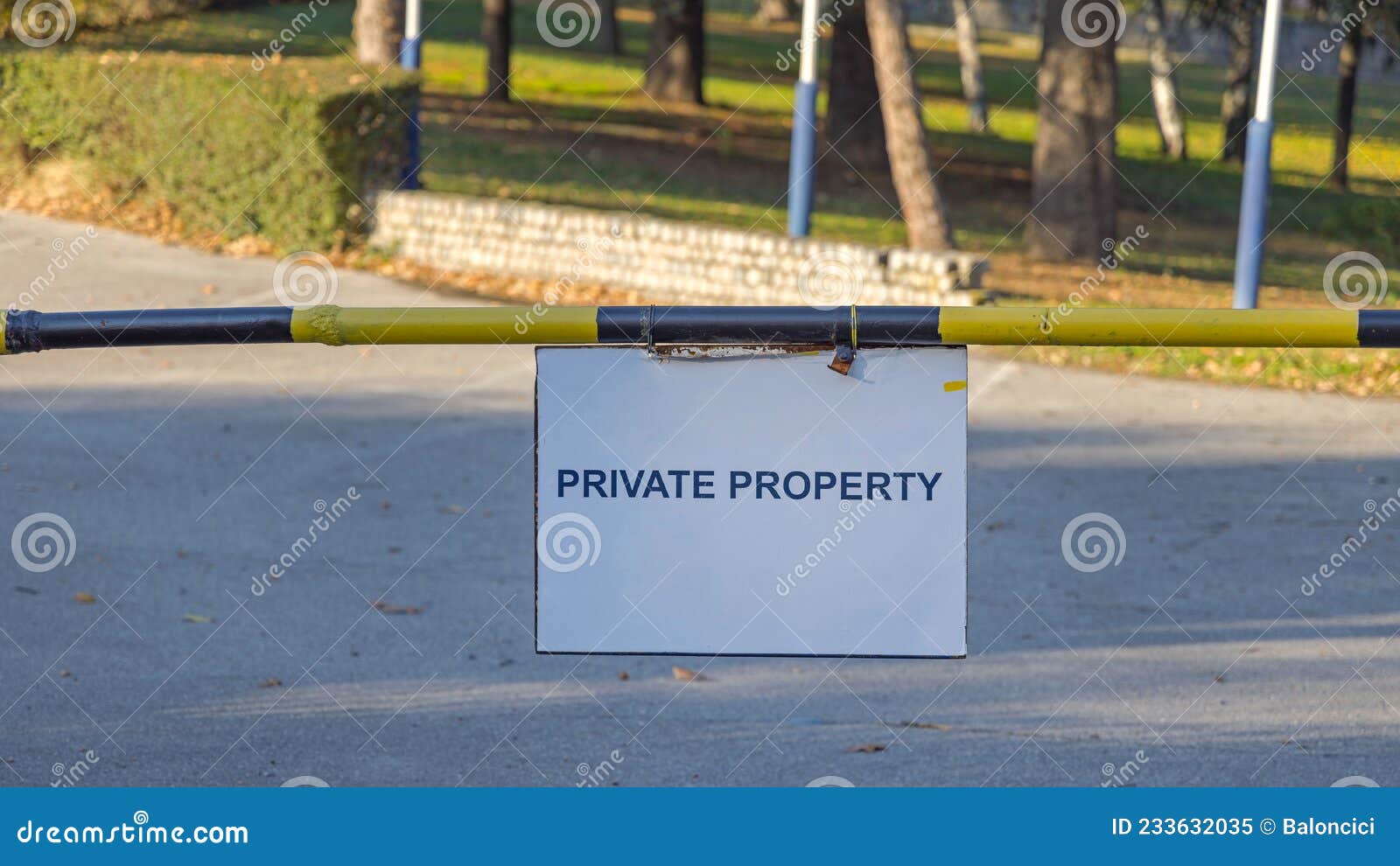 Sinal De Propriedade Privada Imagem de Stock - Imagem de placa, rampa ...