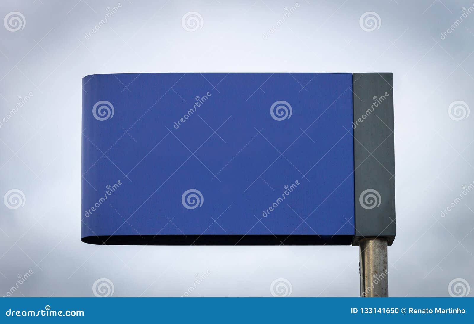 Sinal De Rua Do Modelo Da Propaganda - Azul Foto de Stock - Imagem de ...