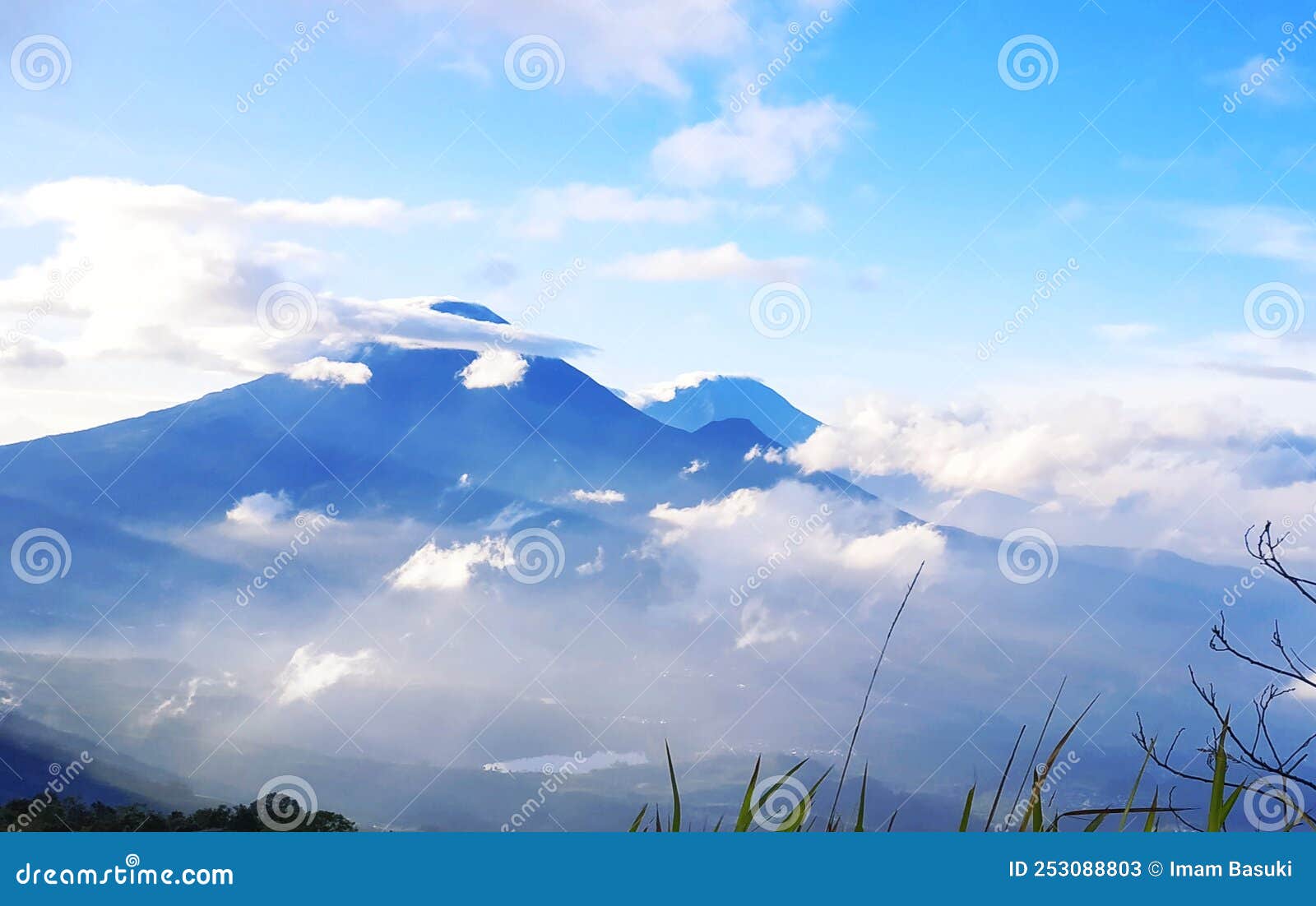 Sindoro mountain view stock image. Image of nature, sindoro - 253088803