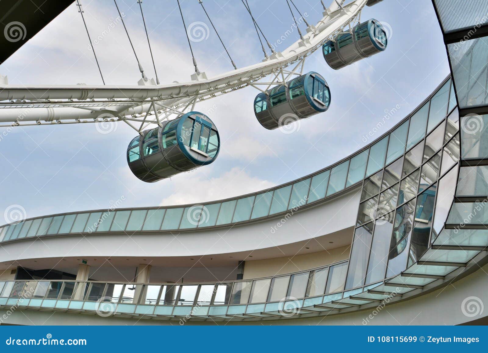 Elements of Design of Singapore Flyer Observation Wheel Complex ...