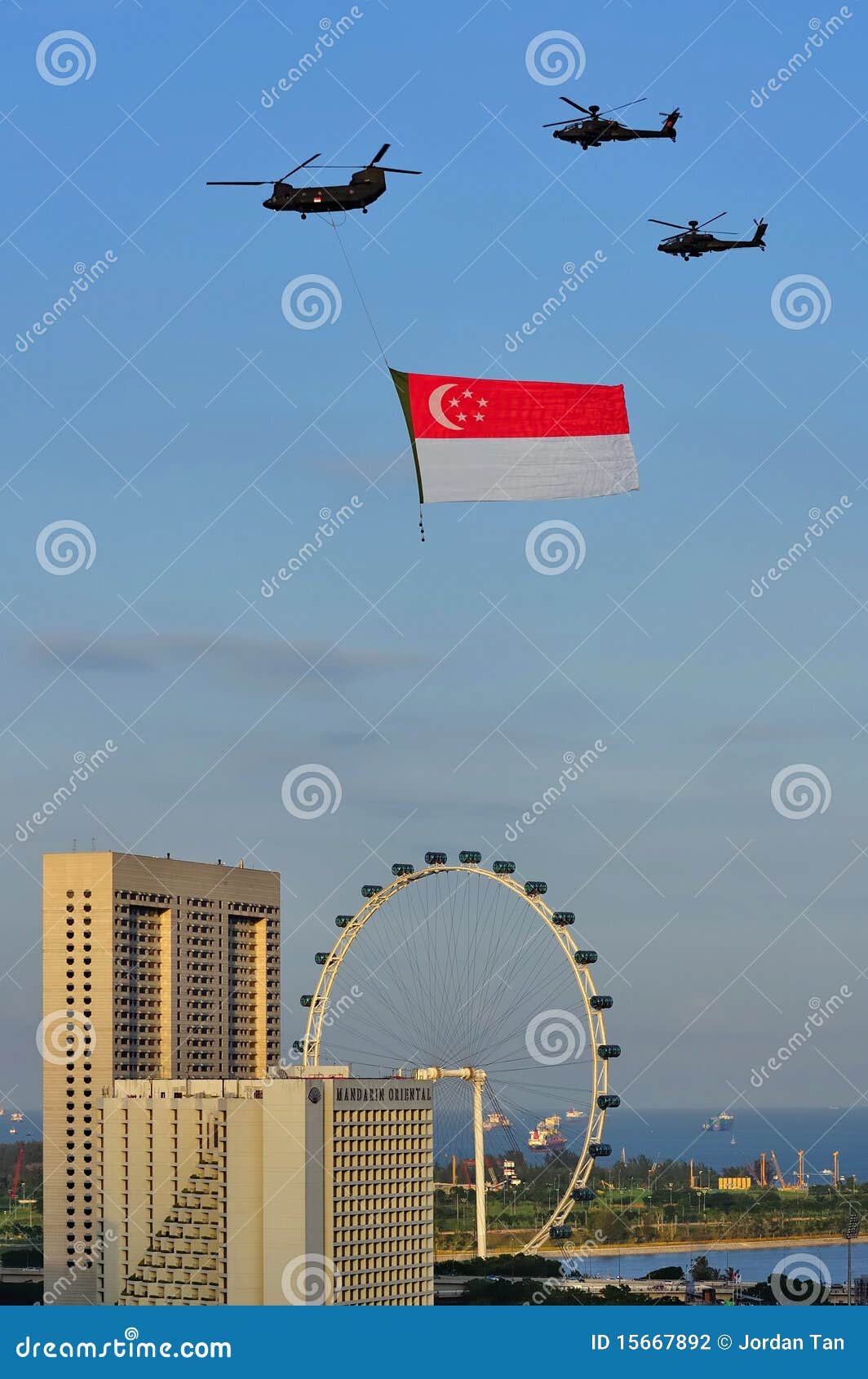 Singapore Flag Fly Past during NDP 2010 Editorial Photography - Image ...
