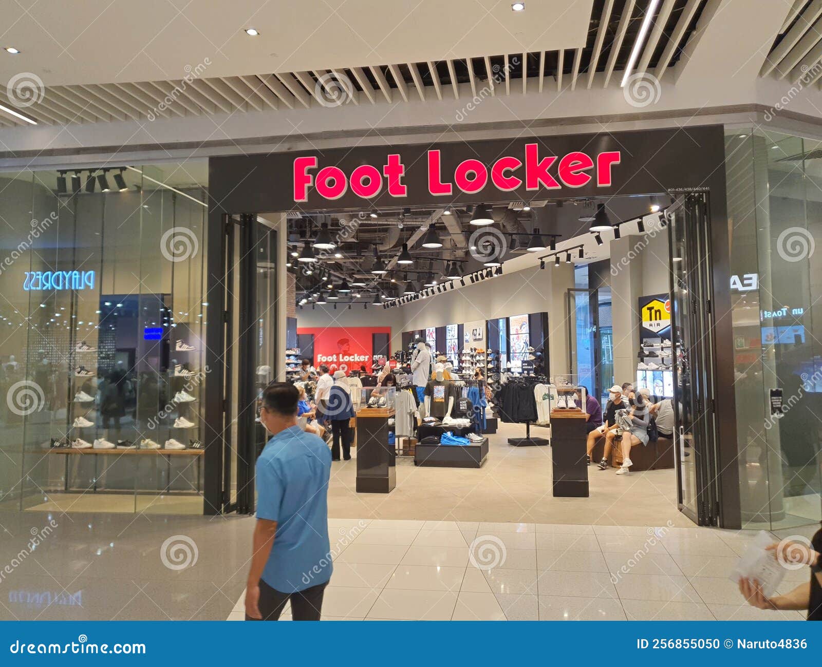 Singapore Foot Locker Retail Store Editorial Image Image Of Popular