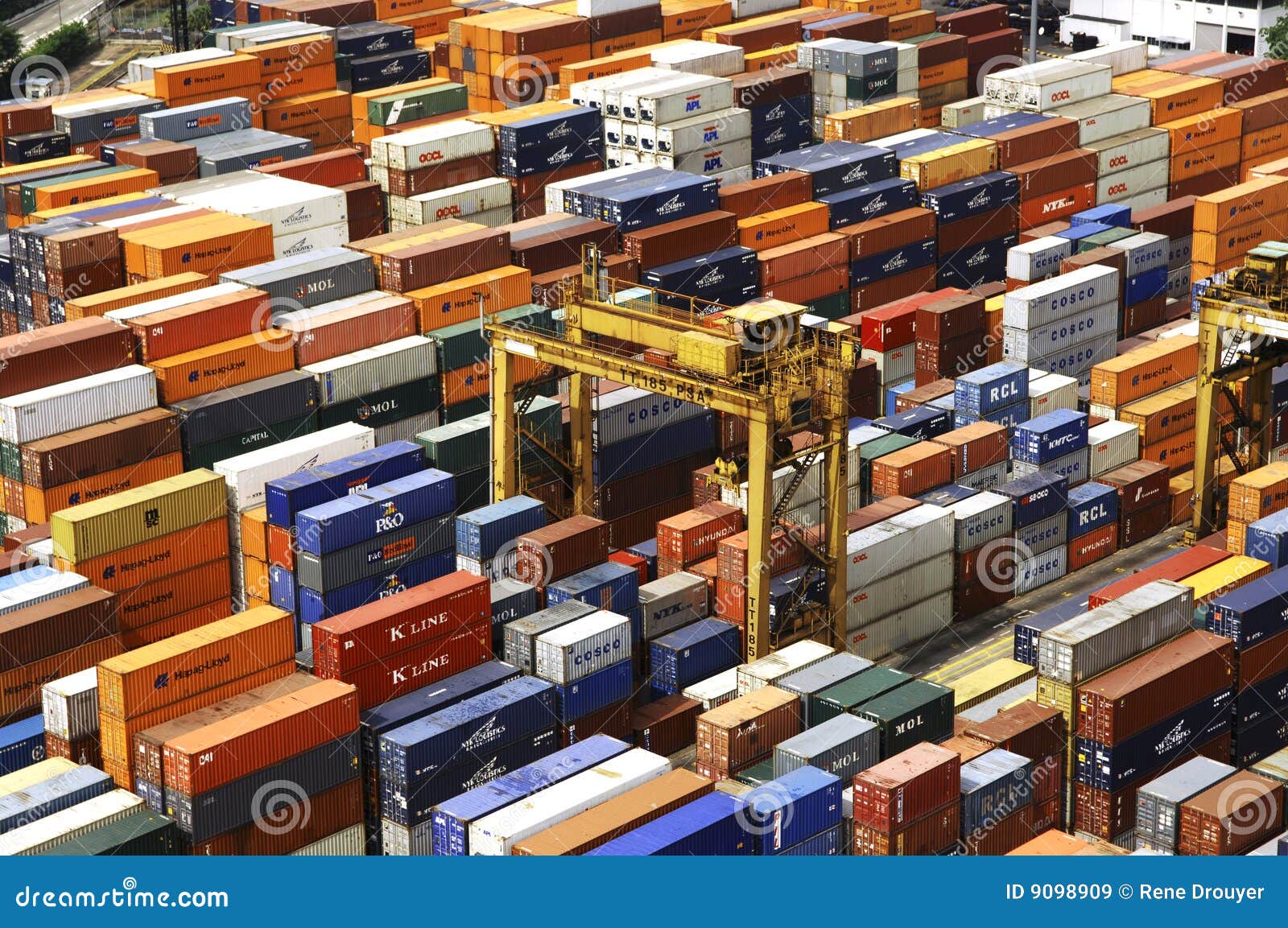 Singapore: Harbor, Containers Editorial Stock Image - Image of trucking ...