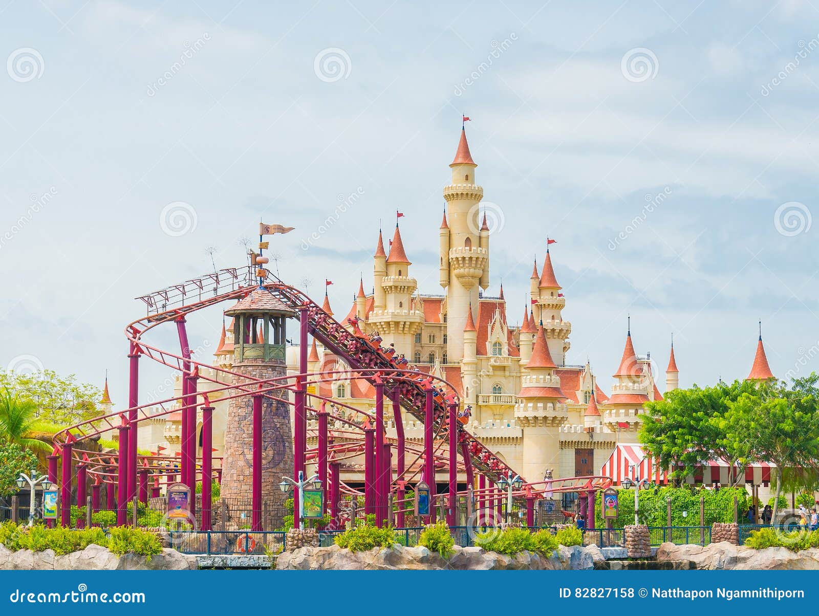 SINGAPORE-July 20 2015: Beautiful Castle and Roller Coaster in U ...