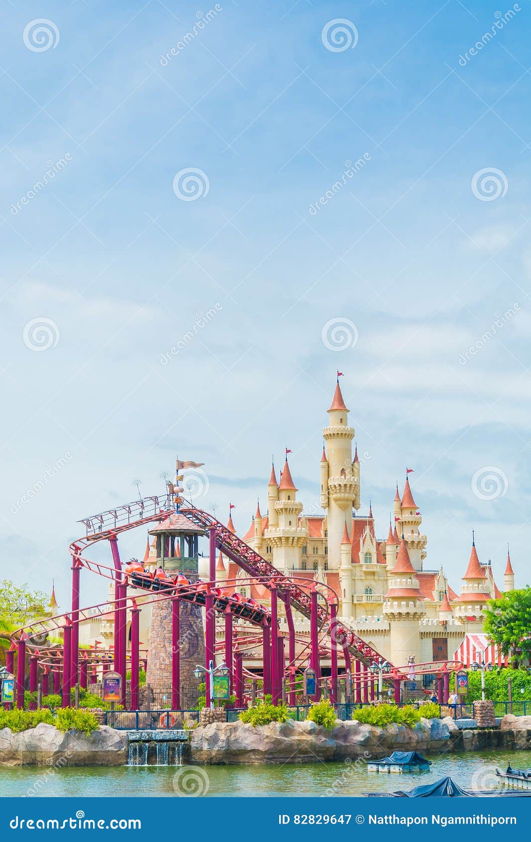 SINGAPORE-July 20 2015: Beautiful Castle and Roller Coaster in U ...