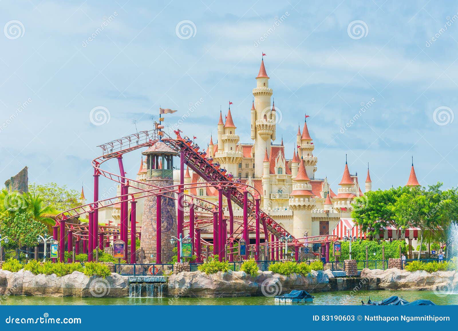 SINGAPORE-July 20 2015: Beautiful Castle and Roller Coaster in U ...