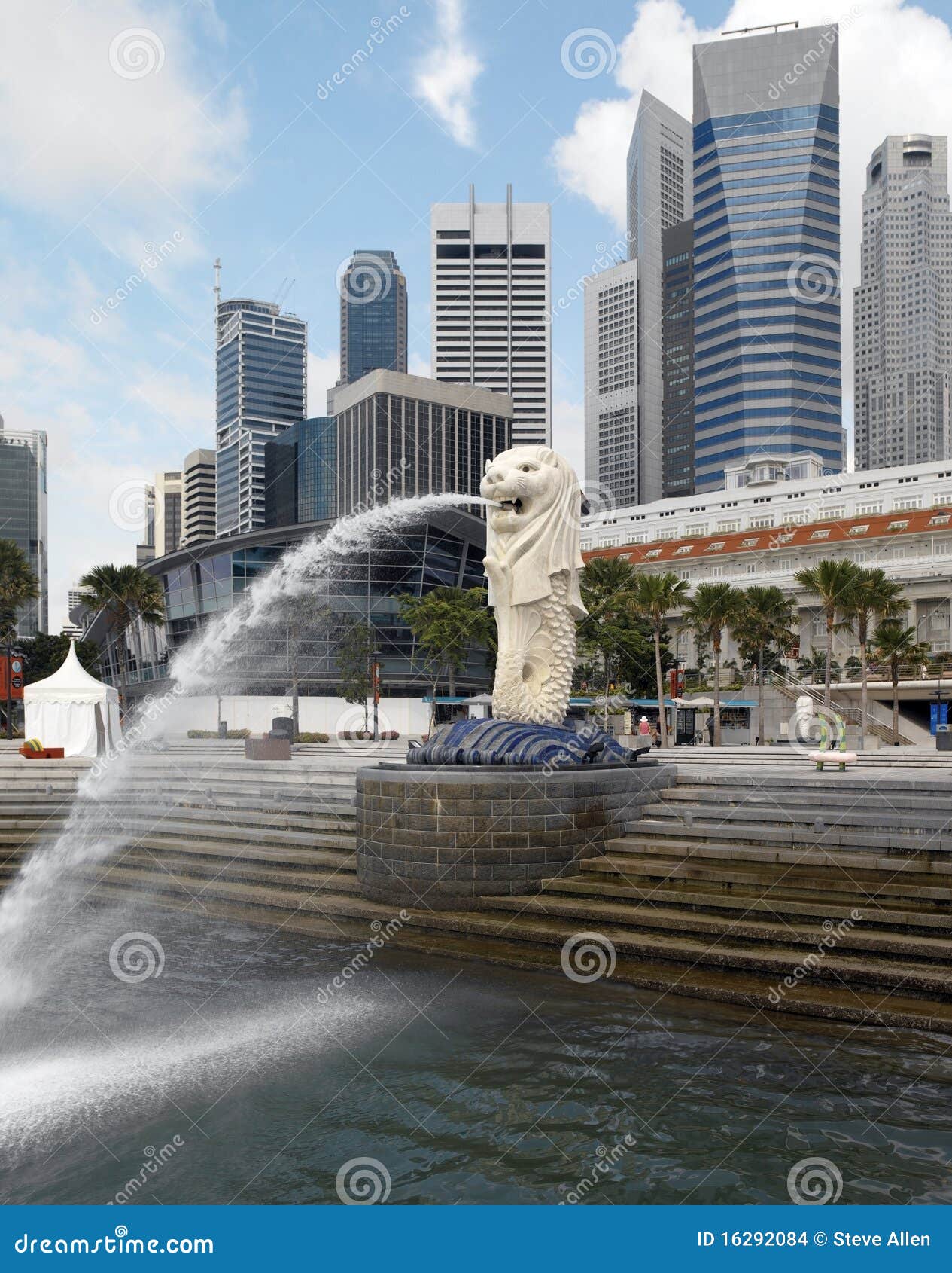 Singapore - the Merlion editorial stock image. Image of travel - 16292084