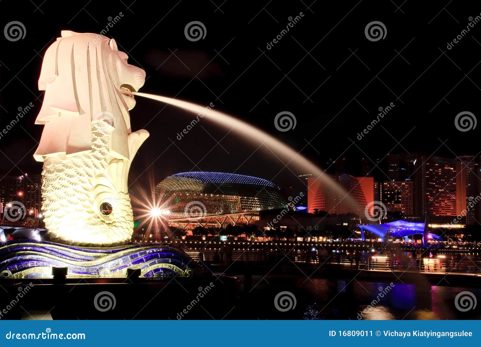 Singapore Merlion editorial photo. Image of district - 16809011