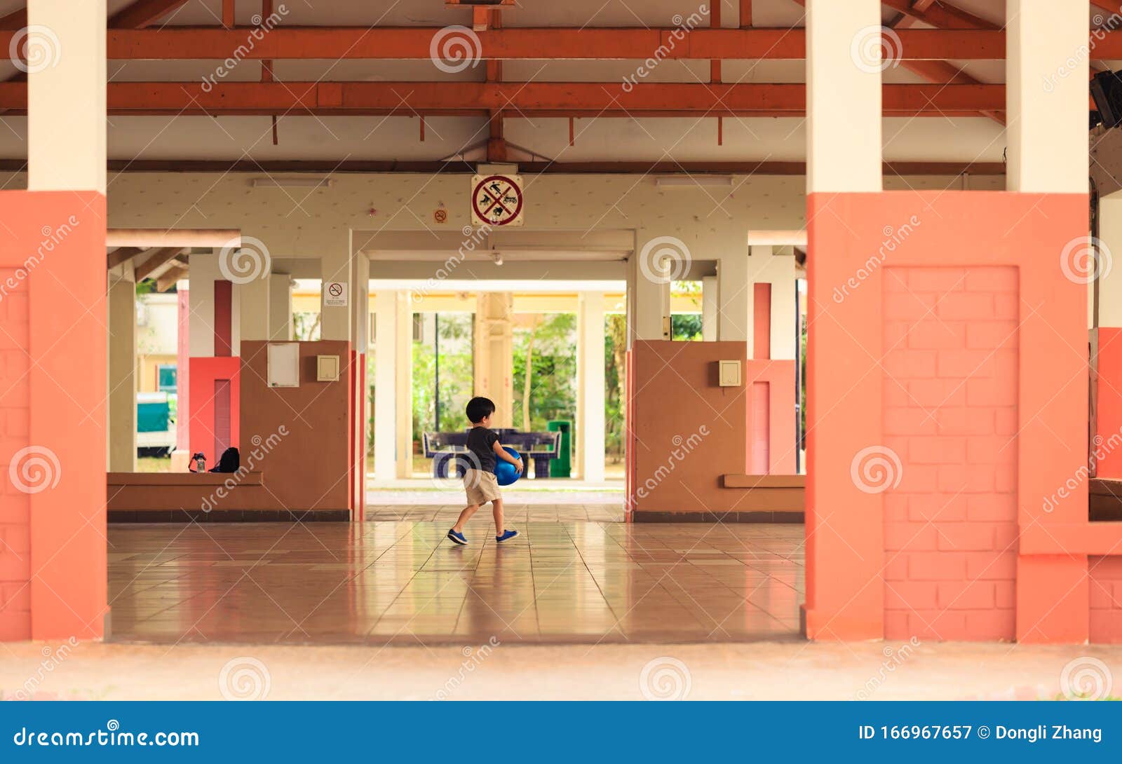 Singapore-05 OCT 2019:child Play in HDB Residential Function Room Open ...