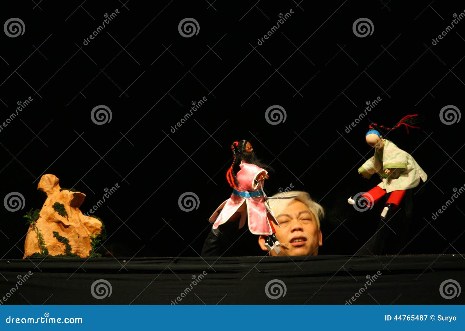 Singapore puppet editorial photography. Image of plays - 44765487
