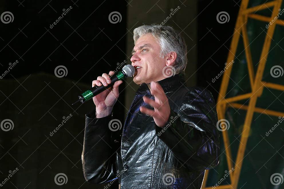 Singer Alexander Marshall editorial image. Image of marshall - 55139050