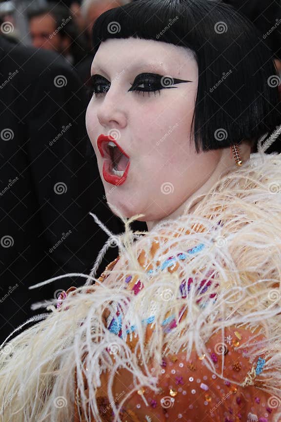 Singer Beth Ditto editorial stock photo. Image of cinema - 14686783